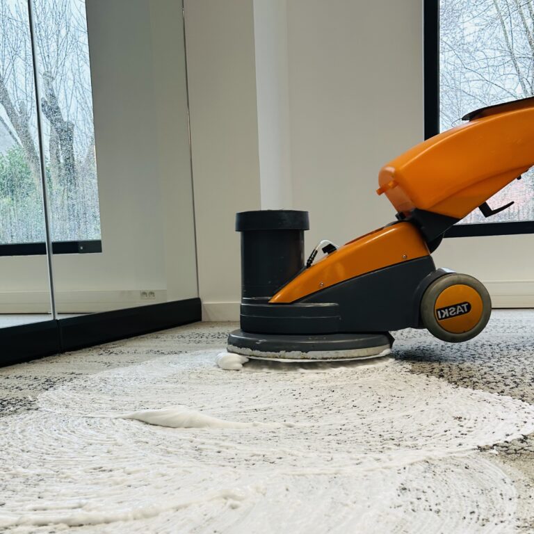 Sols et shampoing moquette - Expert nettoyage professionnel | Clinitex